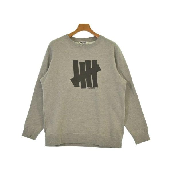 【ブランド】UNDEFEATED (アンディフィーテッド)【タイプ】メンズ【商品番号】2200633263201r20260116【コンディション】ランク：B   詳細：首まわり汚れあり【カラー】グレー【サイズ】M【実寸(cm)】身幅:53...