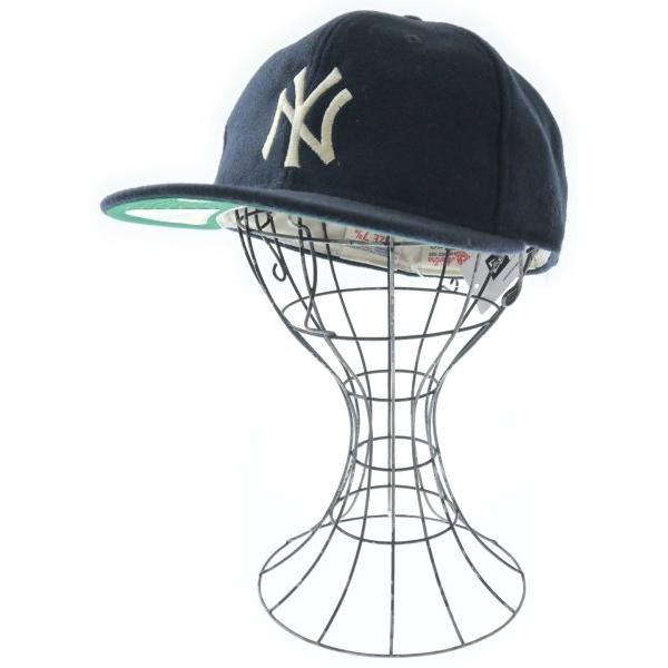 【ブランド】Fear of God ESSENTIALS (フィアオブゴッド　エッセンシャルス)【タイプ】メンズ【商品番号】2200648601104r20260217【コンディション】ランク：A   【カラー】紺x緑【サイズ】7.375【...