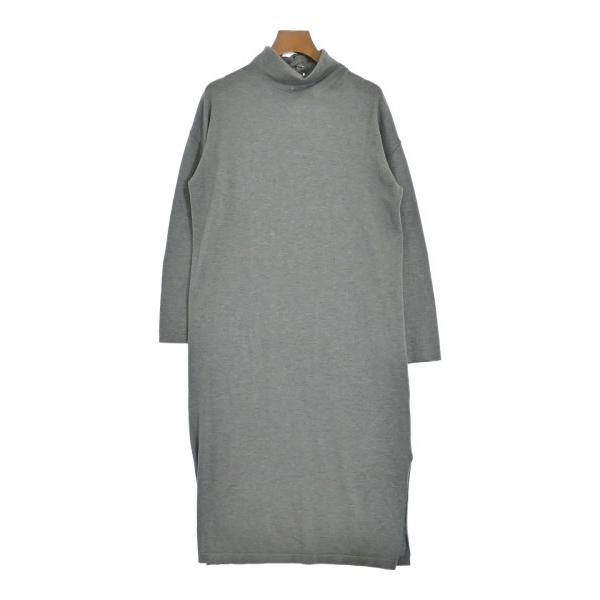 【ブランド】MAX MARA WEEK END LINE (マックスマーラ　ウィークエンドライン)【タイプ】レディース【商品番号】2200656818020r20260327【コンディション】ランク：B   詳細：品質表示切り込みあり【カラ...