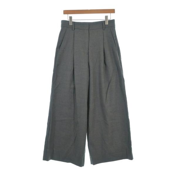 【ブランド】MAX MARA WEEK END LINE (マックスマーラ　ウィークエンドライン)【タイプ】レディース【商品番号】2200669457087r20260526【コンディション】ランク：B   詳細：左足汚れあり【カラー】グレ...