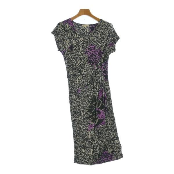 【ブランド】ETRO (エトロ)【タイプ】レディース【商品番号】2200631791041r20260116【コンディション】ランク：B   【カラー】黒x白x紫(総柄)【サイズ】40(M位)【実寸(cm)】身幅:38cm,裄丈:27.5c...