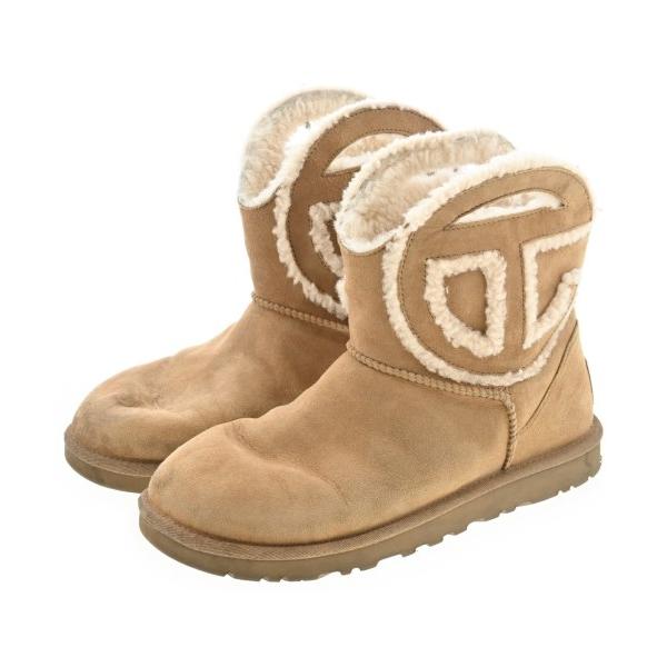 【ブランド】TELFAR (テルファー)【タイプ】レディース【商品番号】2200649669066r20260215【コンディション】ランク：B   【カラー】ベージュ【サイズ】26cm【実寸(cm)】最大高さ:19.5cm,ヒール:3cm...