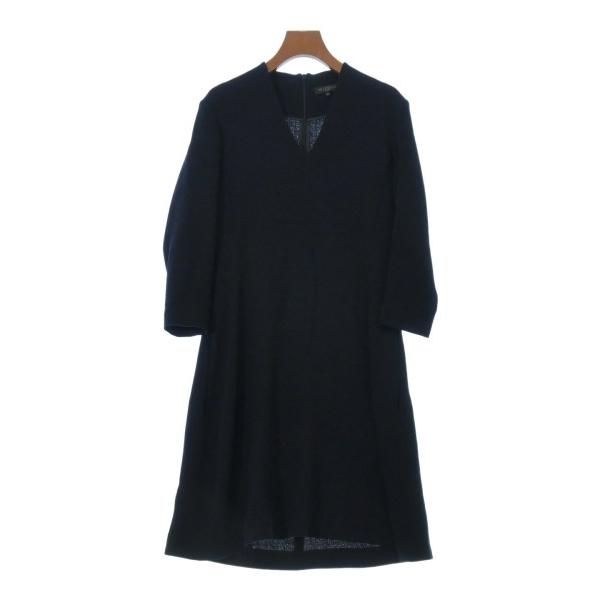 【タイプ】レディース【商品番号】2200413743015r20240223【コンディション】ランク：B   詳細：毛羽立ちがあります。【カラー】紺【サイズ】42(M位)【実寸(cm)】身幅:43cm,肩幅:40cm,袖丈:44cm,ウエス...