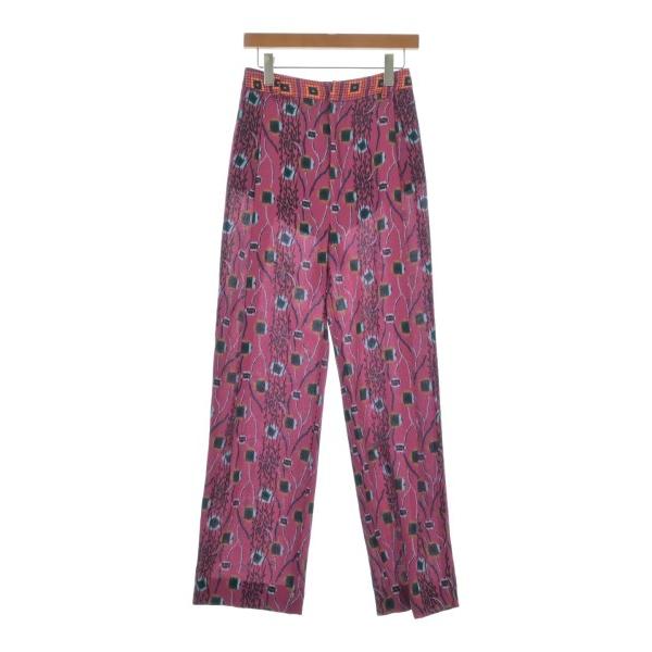 【ブランド】mantero (マンテロ)【タイプ】レディース【商品番号】2200658114021r20260222【コンディション】ランク：B   詳細：右裾ほつれあり【カラー】赤紫x黒x緑等(総柄)【サイズ】36(S位)【実寸(cm)】...