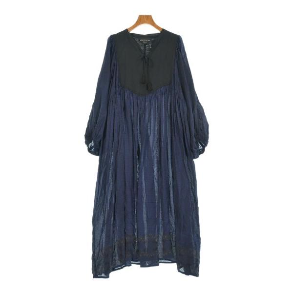 【ブランド】eternite de soi-e (エテルニテドゥソワ)【タイプ】レディース【商品番号】2200652221015r20260221【コンディション】ランク：A   【カラー】紺x黒【サイズ】1(S位)【実寸(cm)】身幅:6...