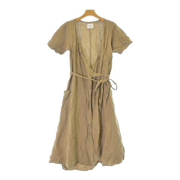 【ブランド】CAVEZA ROSSO (カベサロッソ)【タイプ】レディース【商品番号】2200646225128r20260202【コンディション】ランク：A   【カラー】キャメル【サイズ】F【実寸(cm)】身幅:45cm,肩幅:37cm...