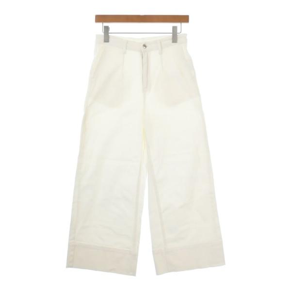 【ブランド】Deargue (ディアージュ)【タイプ】レディース【商品番号】2200618683024r20251105【コンディション】ランク：B   【カラー】白【サイズ】40(M位)【実寸(cm)】ウエスト:70cm,裾周り:55cm...