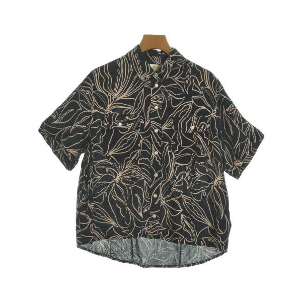 【ブランド】BILA77 (ヴィーラセブンティセブン)【タイプ】レディース【商品番号】2200638460049r20260114【コンディション】ランク：A   【カラー】黒xベージュ(総柄)【サイズ】S【実寸(cm)】身幅:52cm,肩...