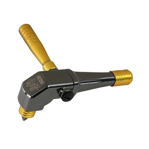 【用途】接合金具やカーテンボックス等の取り付け作業。【機能】材質をリニューアルし高耐久強靭ギアーで長寿命です。クイックチャックは両頭ビットをしっかり固定します。握りやすく固定しやすいアルミハンドル付きです。ワンタッチクイックチャックは電動工...