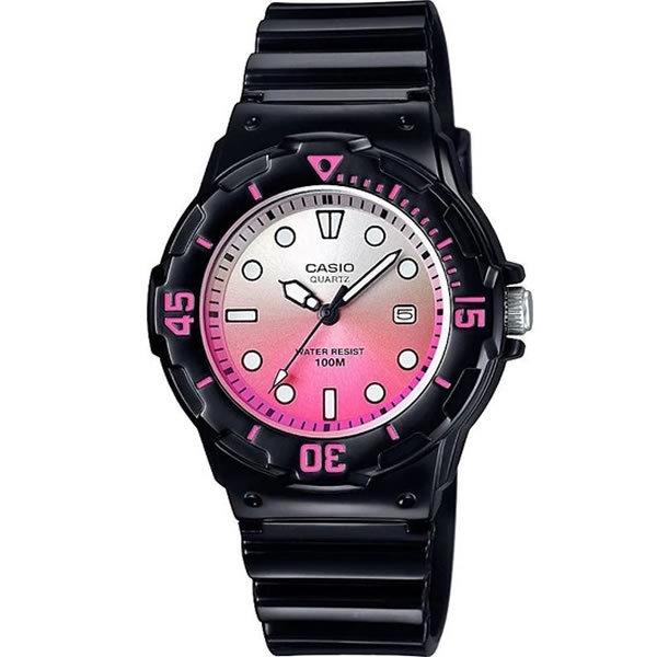 「G-SHOCK」「Baby-G」「BASIC」などに代表される時計メーカーとして世界で人気の高いカシオは、独創性の高い「世界初の時計」を多く生み出し、その挑戦し続ける開発思想により時計の新しい価値を創造し続けています。海外モデルとなります...