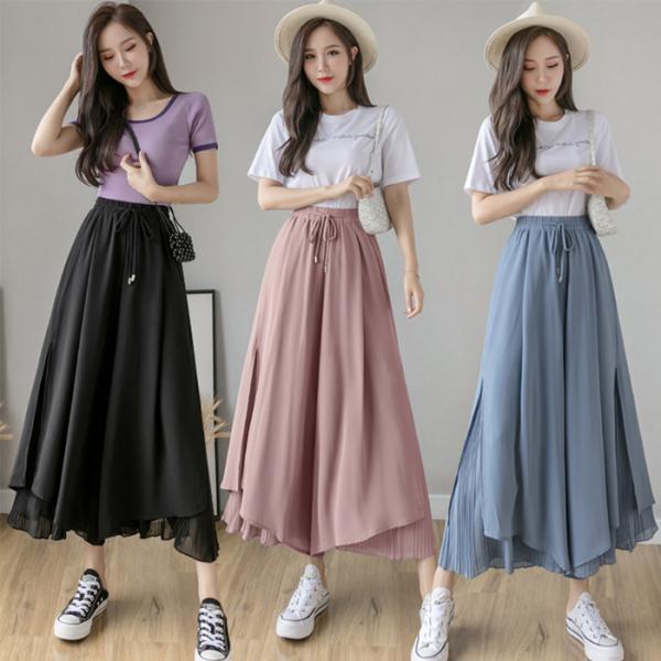 さらさらなシフォン生地と繊細なプリーツのディテールが女性らしさを引き立ててくれるプリーツパンツ。ウエストゴムで楽ちん。脚を長く見せてくれる効果も期待できます。テレワーク中も快適。在宅でも通勤でもオシャレにコーデが決まる一枚です。年齢問わず使...