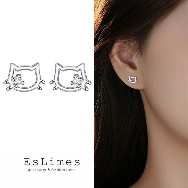 【商品説明】・素材：銅 18kコーティング・色：シルバー※低アレルギー素材を使用しております。◆商品関連ワード◆ピアス 星月 カジュアルピアス おしゃれ シルバー 10代20代30代40代50代 人気 シンプル トレンド アクセ レディース...