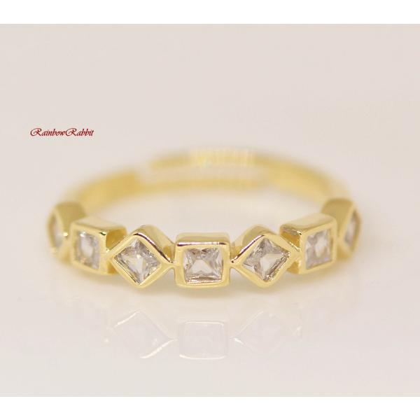 18K RGP ゴールド ダイヤ CZ オシャレ リング gu1492eデザインサイズ：約幅3mm石：ダイヤCZ（高級キュービックジルコニア）真鍮（Brass）：ロジウム加工、18Kゴールド仕上げ当店のダイヤCZ（キュービックジルコニア）は...