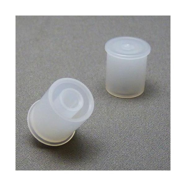 【商品概要】RCAタイプ ピンプラグ用キャップ。ケーブル先端用。ほこり、傷や湿気からコネクタを保護、また同梱品を傷つけることを防止します。適度な柔らかさで、ピッタリを装着できます。プラスチック樹脂製。素材：PE。RoHS対応品。機器側用（R...