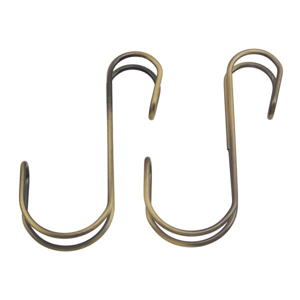 【商品概要】小物掛け、収納、整理整頓などに材質:スチール耐荷重:5Kg推奨パイプ径(φ):16、32【商品説明】説明横ブレしづらいSカン●二本線の構造になっているため、一本線のS字フックよりパイプにかけたときに横にぶれづらくなっています【商...