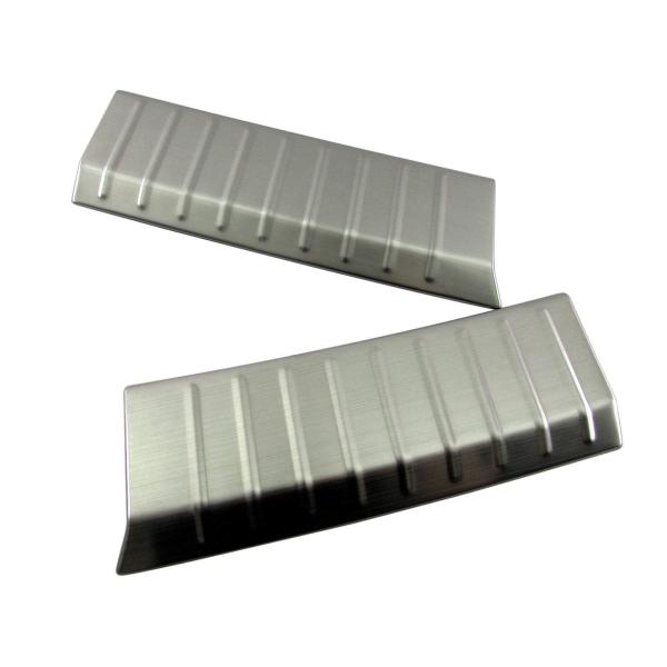 【商品概要】同一商品でも様々な名称・通称がありますので、下記に一部を記載させていただきます。エントランスモール スカッフプレート キッキングプレート サイドシル ステップボード リア リヤ バンパー トランク ラゲッジ カーゴ エントランス...