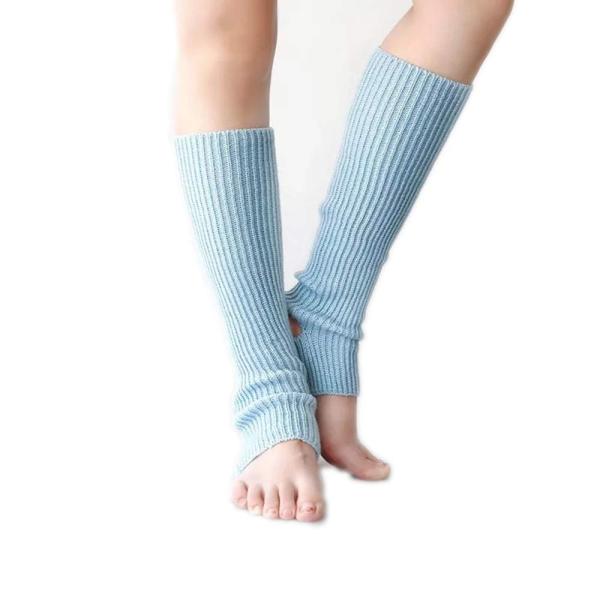 【 ご注意：ご購入後の当店からのメールを必ずご確認ください 】【商品概要】素材：アクリル100％ ニット素材で暖かさ抜群！サイズ：フリー 　平置き長さ：43cm / 55cm / 75cm足にしっかりフィットして、暖かく軽いのでレッスンに大...