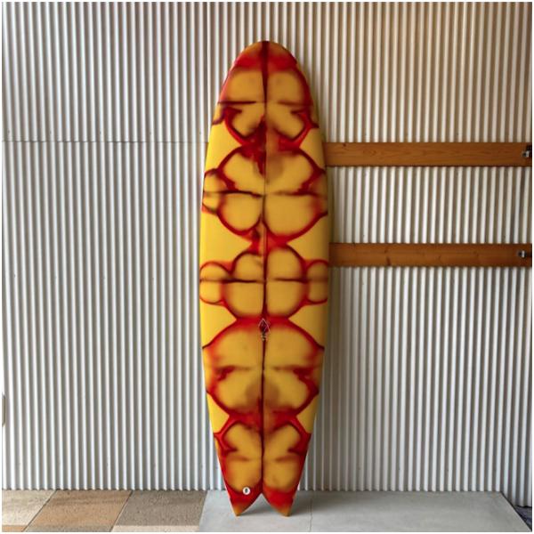 deadkooks surfboard THANG 5'9x19 3/8x2 7/16butterflyYellowこのボードのデザインはYin Yangから強いインスピレーションを受け、フロントセクションを4インチ短くし、構造を洗練させた...