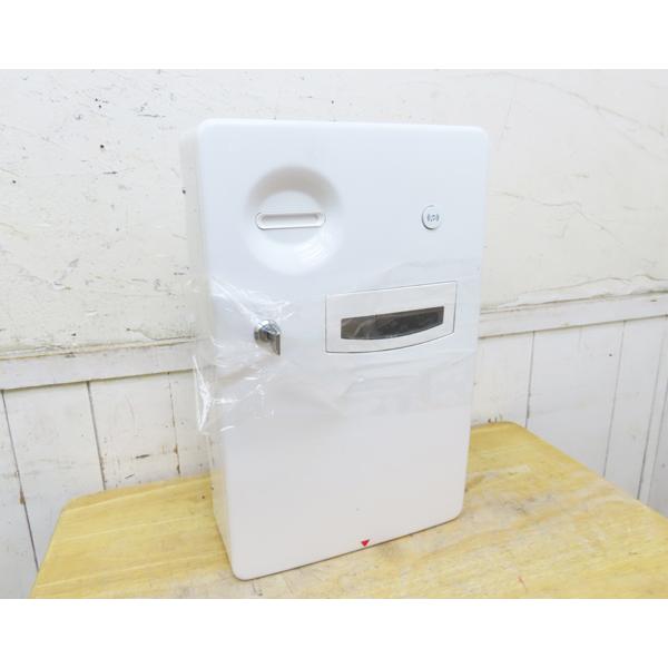 【発売日：2024年10月14日】壁掛式サニタリーボックス　エチケットボックス　殺菌　扉センサー自動　TS3300商品サイズ・高さ47ｃｍ　幅30ｃｍ　奥行12ｃｍ年式・不明未使用品ですが　自社で試験しました　本体は綺麗な状態です袋は手動で...