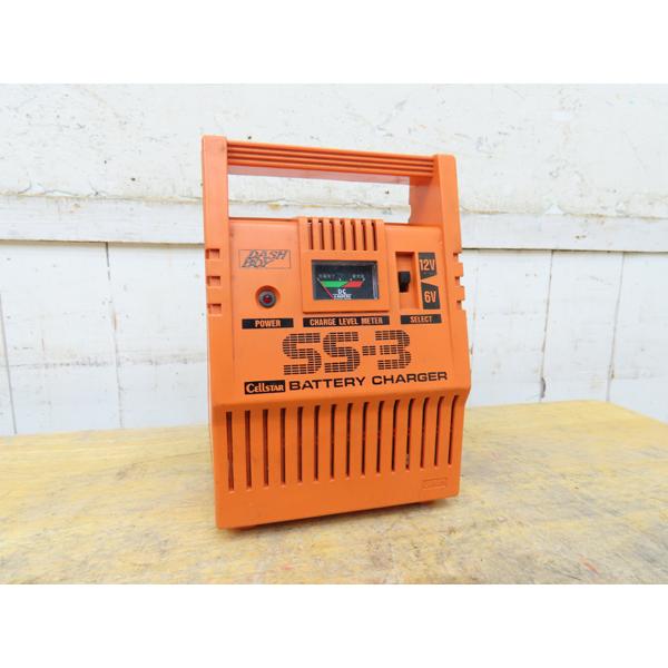 【発売日：2026年01月06日】セルスター　バッテリー充電器　SS-3　DC6/12V商品サイズ・高さ21ｃｍ　幅15ｃｍ　奥行7.5ｃｍ年式・不明中古品です　年数相当の使用感あります　細かい小傷やスレ等あります清掃・試験済みです　動作は...