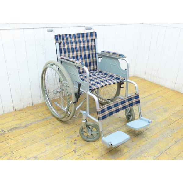 【発売日：2026年03月30日】幸和製作所　折り畳み式　車椅子　HSE01DC商品サイズ・高さ88ｃｍ　幅66ｃｍ　奥行106ｃｍ　座面高さ46cm年式・不明中古品です　年数相当の使用感あります　細かい小傷やスレ等あります使用は問題ありま...