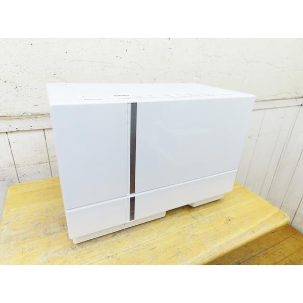 【発売日：2026年03月30日】パナソニック製　衣類乾燥除湿機　F-YHVX90商品サイズ・高さ33.5ｃｍ　幅47ｃｍ　奥行き25ｃｍ年式・2022年製中古品です　年数相当の使用感あります　細かい小傷やスレ等ありますが比較的綺麗な状態で...