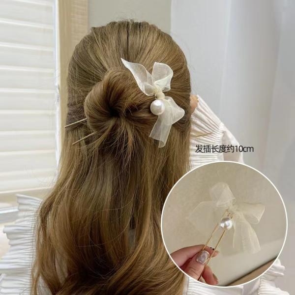 ■商品詳細■▽サイズ：約10cm▽素材：人工パール　合金普段使いから和装時の髪飾り等シーンを選ばず髪をしっかりまとめる事が出来ます。かんざし初心者の方でも無理なく使って頂けるシンプルデザインとなっております。※モチーフには細かなキズや凹み、...