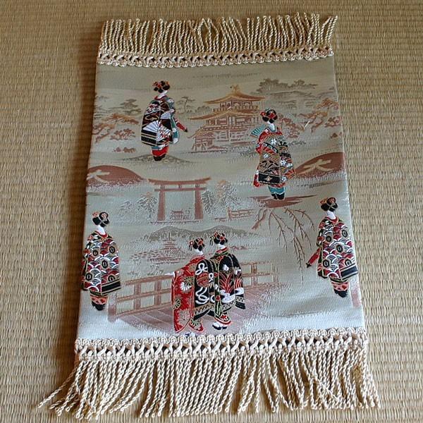 ＊当店では　自然光での撮影をしております。　PCの画面によって　色に違いがある場合がございます。 又、光の具合で見にくい場合もございますが　ご了承下さい。