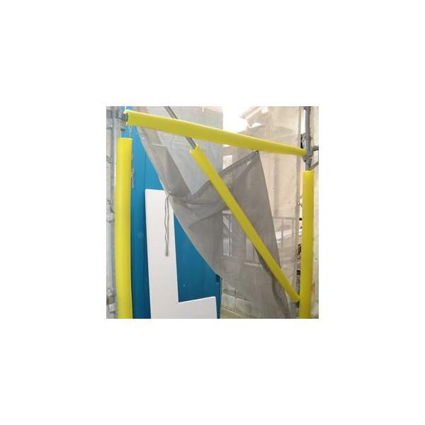 楽商事　単管カバー　内径φ49ｘ1.7m　レモン（50本）単管の養生や現場の安全標示に役立ちます。クッション性に優れた発泡製養生材。軽くて、取付け・取外しも簡単有効巾：約49Φ　長　さ：1.7m 入　数：50本