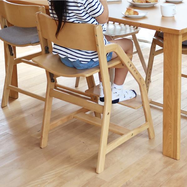 【発売日：2023年11月01日】7段階の高さ調整ができて 正しい姿勢を保てるダイニング学習椅子。安心できる家族のそばで ダイニング学習。1200人の子どもの体型調査を行い、どの身長でもほとんど 全ての子どもの体型に合う寸法に設計された学習...