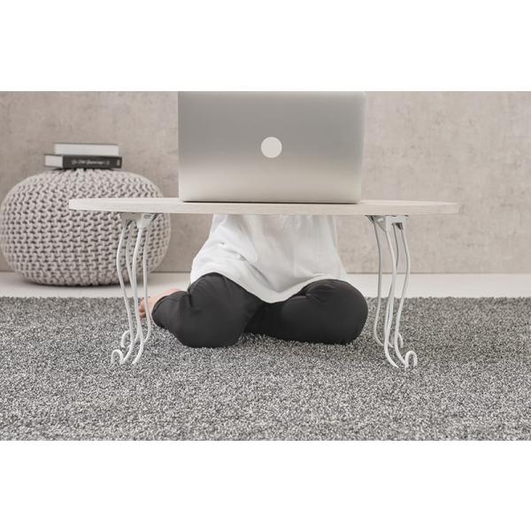 【発売日：2023年07月01日】古木風の木目を再現した天板にアイアンの猫脚を合わせた、シックな可愛さのあるデザイン。折りたたみ式なのでコンパクトに収納可能カラー：ブラウン/ナチュラル/ホワイトウォッシュサイズ：幅80x奥行40x高さ33c...