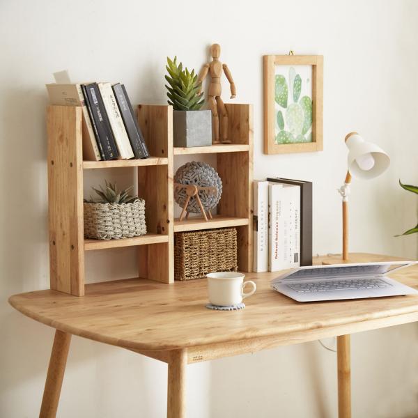 【発売日：2026年03月01日】温もりのある天然木をふんだんに使用したデスクやダイニングの壁際を有効活用できる収納棚です。上下・前後どの向きでも使えます。飽きのこないシンプルなデザインが魅力※木目・風合いについて天然木の風合いをそのまま活...