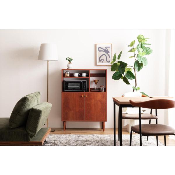 【発売日：2025年07月01日】空間に溶け込み、暮らしを上質に彩る本棚付きキャビネット。ヴィンテージ家具のような経年劣化した、深みある表情の木目調とシンプルなフォルムが、空間に落ち着きと品のある雰囲気を演出。ミッドセンチュリーやヴィンテー...