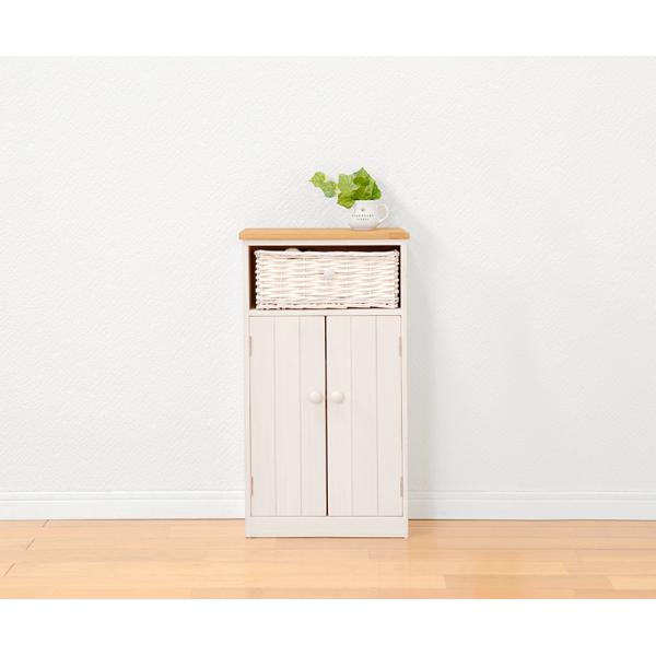 【発売日：2025年02月01日】カントリー調で個性的なトイレラック。温かみのある編み上げバスケット付き。カラー：ホワイトサイズ：(約)幅34x奥行16x高さ62cm［バスケット内寸］(約)幅27x奥行12x深さ9cm［扉内内寸］(約)幅3...