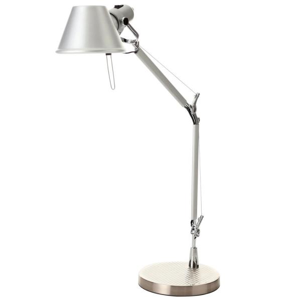 【発売日：2024年08月01日】TOLOMEO デスクライト。機能性を重視した工業的かつシンプルなデザインでありながら、この照明がもつ奥深い静謐さは、イタリアのデザイナー、ミケーレ・デ・ルッキが1987年に完成させ、発表から長年に渡り愛さ...