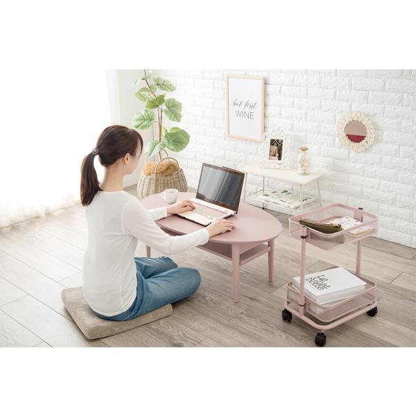 【発売日：2024年02月01日】くすみカラーが可愛い折れ脚テーブル。雑誌などをサッと収納できる棚付き。角のないオーバルタイプカラー：ブルーグレー/モカブラウン/モスグリーン/スモーキーピンクサイズ：(約)幅90×奥行50×高さ32cm材質...