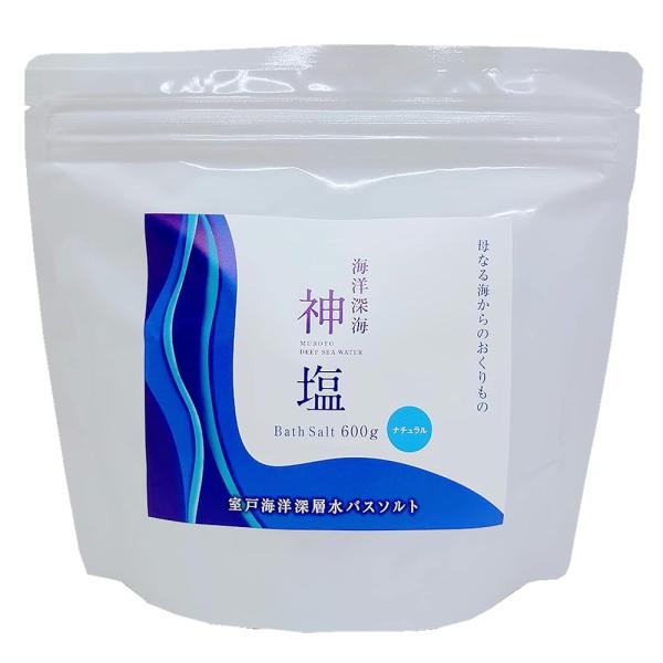 「商品情報」「主な仕様」高知県室戸岬沖の海洋深層水100％の”にがりを含んだ塩”で作った無色・無香料のバスソルトです。お母さんの子宮を満たしている羊水成分と似ていると言われる海洋深層水。肌にまとわりつくようなお湯が身体の芯から温めて冷えを解...