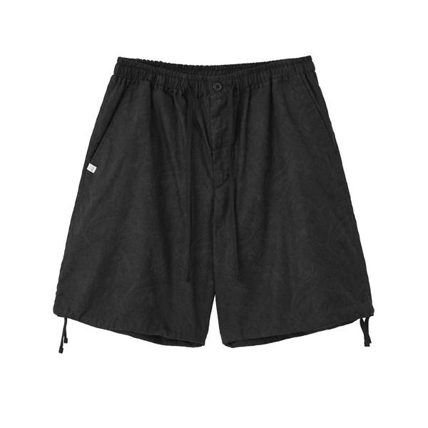 22SSシーズンにリリースし、即完売となったスーパーワードシルエットショーツをベースに、シルエットを活かし仕様の簡略化を図りデイリーに着用できるリラックスフィットショーツを製作。日本製コットンの繊細な同色ジャガード織りのペイズリーパターン。...