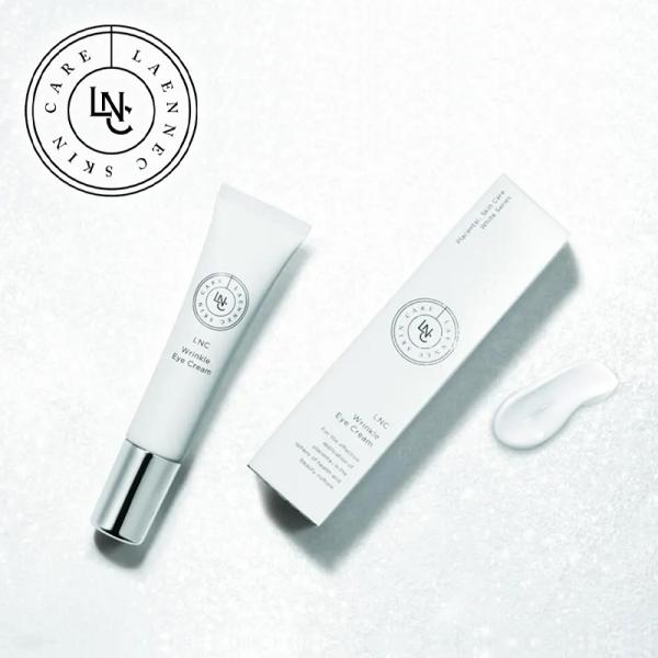 《美容クリーム》年齢が出やすい目もとの小ジワ対策に・高濃度ウマプラセンタエキスを高配合。・プラセンタエキスのほかに肌にハリを与えるナイアシンアミドを配合。・乾燥による小ジワを目立たなくする。（効能評価試験済み）・目元だけでなく、眉間や、乾燥...