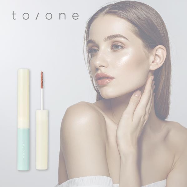 《アイブロウマスカラ》マイクロブラシで眉毛を1 本ずつコートし、印象を整えていくアイブロウマスカラです。コンシーラーのようにまつ毛の存在感を和らげながら、絶妙なくすみ感を添えてなじませ、まるでふわっとしたやわらかい産毛のようなニュアンスに仕...