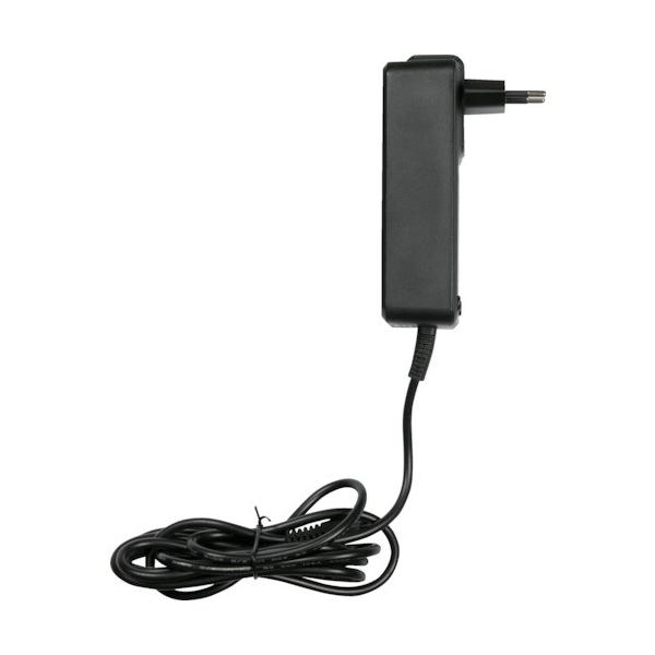 【発売日：2023年09月21日】メーカー：スリーエムジャパン【商品特徴】●3M［［ＴＭ上］］アドフロー［［ＴＭ上］］電動ファン付き呼吸用保護具の充電器です。【仕様】●品名：交換用充電器●適合機種：837631質量：380g原産国（名称）：...