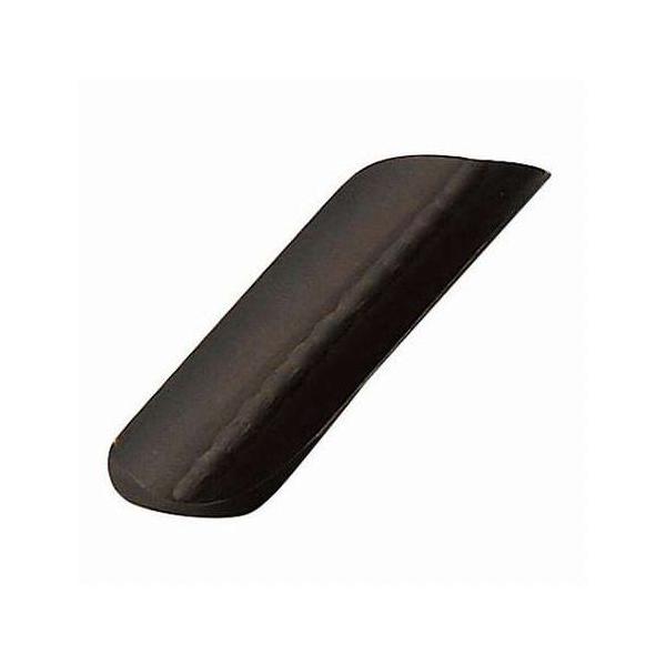 【発売日：2026年02月10日】手彫りおしぼり皿・黒1人用手彫りの木製おしぼりトレイです。工芸的な味わいの温かみがあります。色味と大きさでお選びください。サイズ : 約18×5.6×H1.5cm重量 : 25g生産国 : 中国保証期間 :...