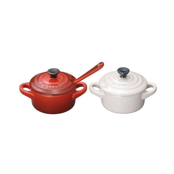 【発売日：2017年02月13日】ル・クルーゼ ペア・プチ・ココット（スプーン付） 910385-00 RLK1601 JANコード 0630870129664●メーカー品番:910385-00●カラー:チェリーレッド&amp;ホワイトラス...
