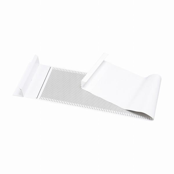 【発売日：2024年10月16日】【商品説明】マットタイプの乳児用身長計です。クルクルとコンパクトに収納でき、測定時はマットを広げるだけで簡単です。読み取りやすいように目盛が幅広に表示されています。製品サイズ：W280×L1260×H90m...