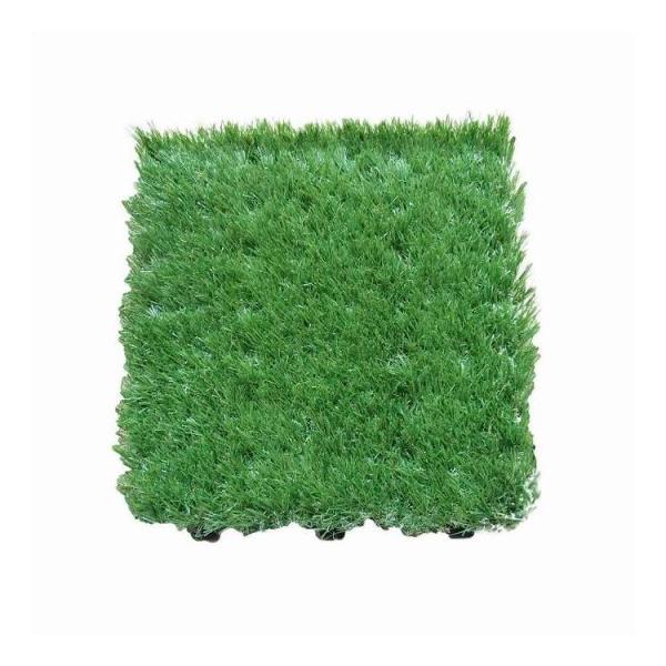 【発売日：2025年08月15日】【商品説明】限りなく天然芝に近づいた。本物の芝生の様な見た目、感触を実現したリアル人工芝。素足で歩きたくなるやわらかさ。通常はロール状の人工芝をカットしジョイント式にした事で排水性、クッション性に優れていま...