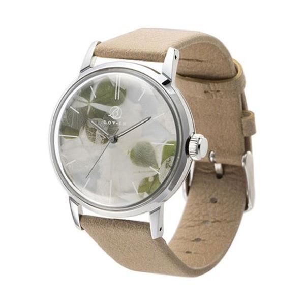 【発売日：2024年11月15日】自然の花びらに心躍る、プリザーブドフラワーを散りばめた腕時計特長柔らかな天然の花びらとクローバーをあしらったボタニカルクローバーウォッチ。花には、人の心を癒してくれる不思議な力が秘められています。「毎日手元...