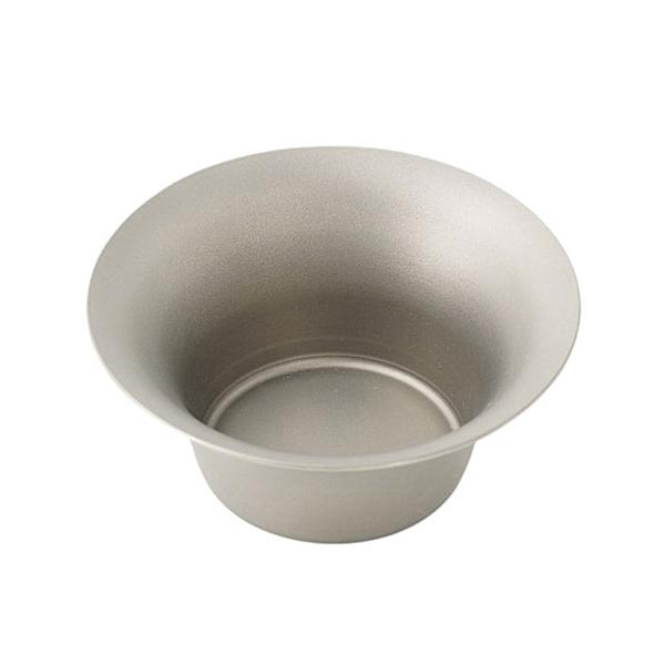 【発売日：2025年09月19日】【仕様】・サイズ:直径70×高さ30mm・重量:25g・容量:50ml(満水時)・素材:純チタン・生産国:日本※食洗器を利用される際は、過度に高温での洗浄や乾燥をさけてください。ご使用に伴うキズ・変形、その...