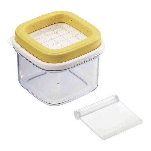 【発売日：2026年01月22日】●専用ミニスケッパー付きギュッと一押しで約5gにカットでき、そのまま冷蔵庫にストックできます。お菓子作りやホームベーカリーの計量にとても便利！保存ケースはピタッと密閉できるフタで、バターが酸化しにくく、冷蔵...