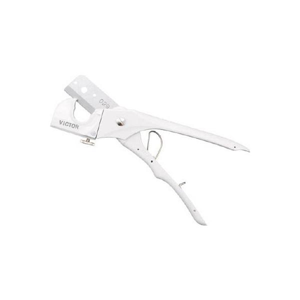 【発売日：2017年02月03日】【商品詳細】●受け部をスライドさせることで、外径34φのパイプまで対応できます。●ゴムホースからＨＩＶＰ管まで一発切断できます。●刃は前後を差し替えることで２度使用できます。●ポリエチレン管、ポリブデン管、...