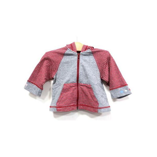 【ブランド/メーカー】【中古】familiar ファミリア【カテゴリ】子供服  【色】グレー×レッド【サイズ】70cm【素材】 画像参照 【状態】 USED【コメント】 　　やや使用感はありますが、まだまだお使いいただけます。  　　　※写...